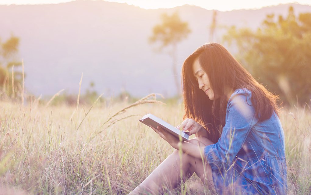 How to Help Women Delve Deeply into the Word of God - outreachmagazine.com